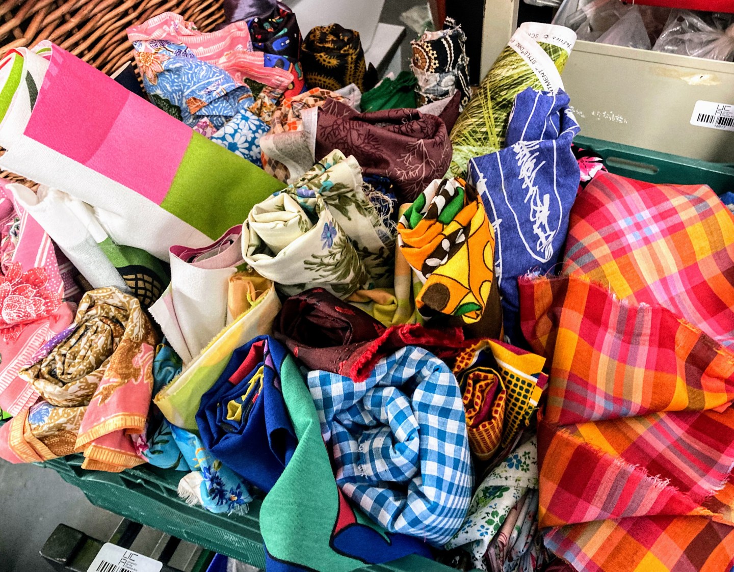 Zigzag Scrapstore CIC – Creative treasure in a big basement